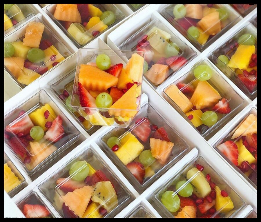 12 Mini Fruit Cups Box(CMF 34) – Fruit For Every Mood…!